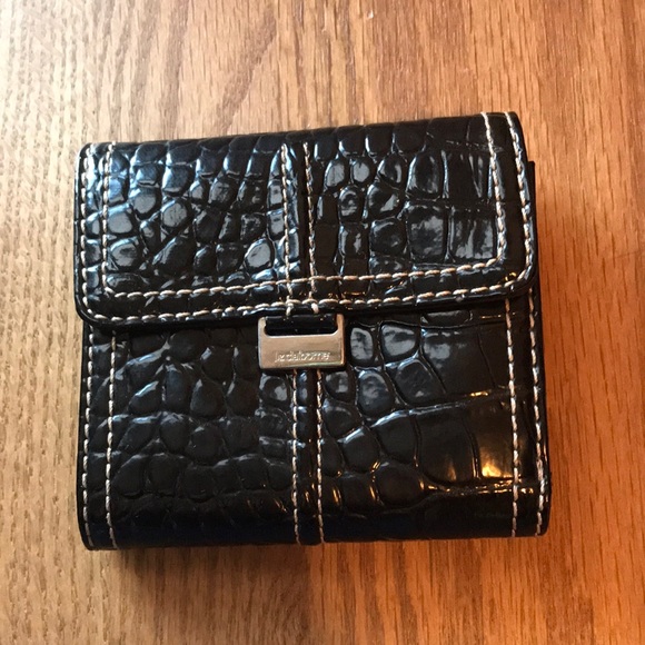 Liz Claiborne | Bags | Small Liz Claiborne Wallet | Poshmark